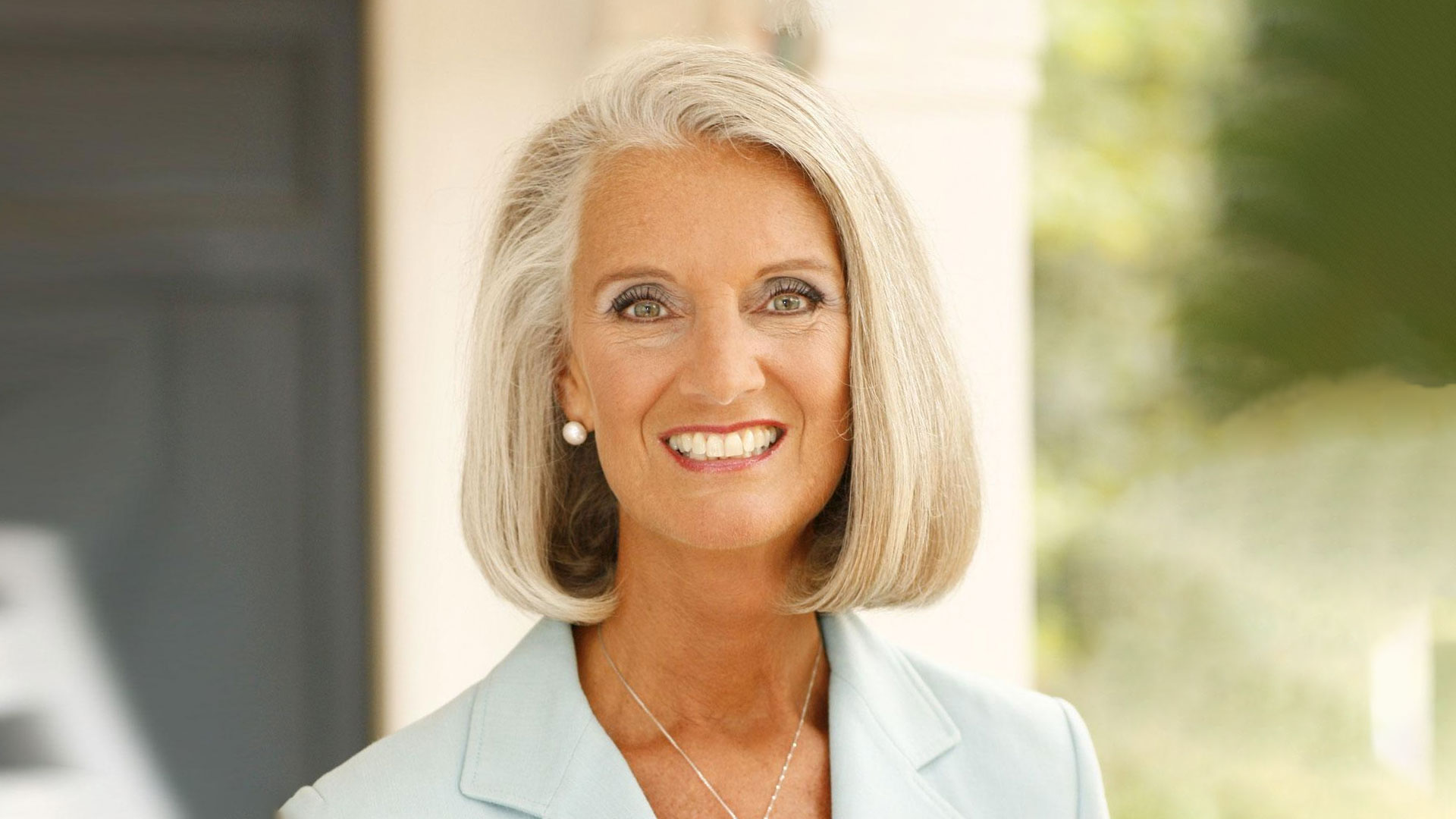 Anne Graham Lotz and Daughter Discuss New Book About Igniting Faith in ...
