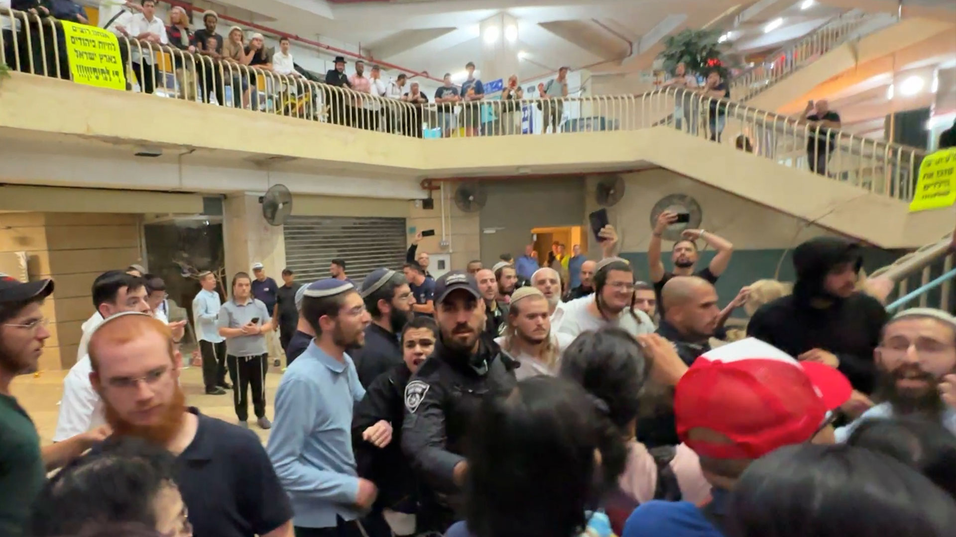 Jerusalem Ultra-Orthodox Demonstrators Block Christian, Messianic ...